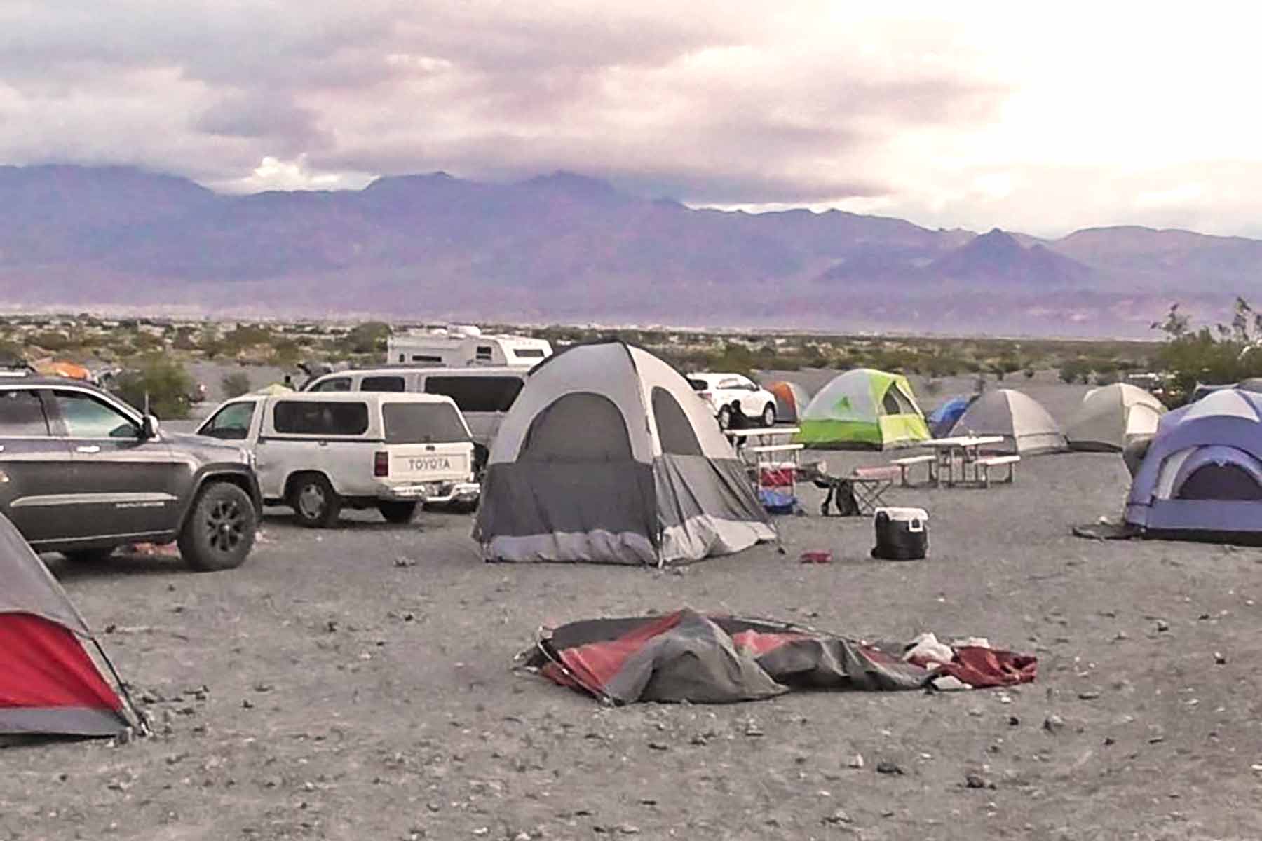 9 BEST Death Valley National Park CAMPGROUNDS (+ Camping)