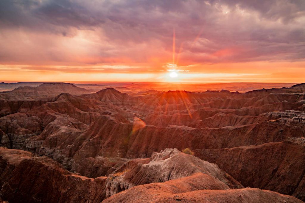 A (Very) Helpful Guide to BADLANDS NATIONAL PARK (Photos + Video)