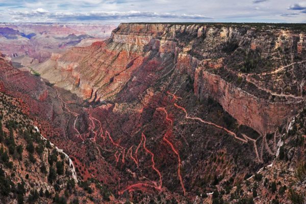 Hiking the EPIC Bright Angel Trail in Grand Canyon