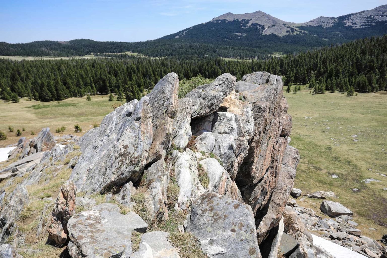 Driving Mount Rushmore to Yellowstone National Park (Road Trip)