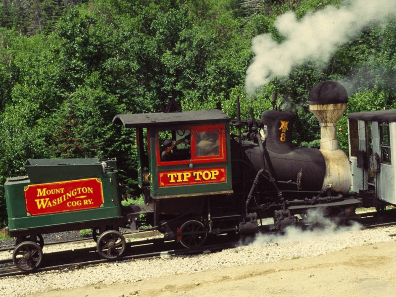 15 MUST-SEE Historic Sites In New Hampshire (Guide + Photos)