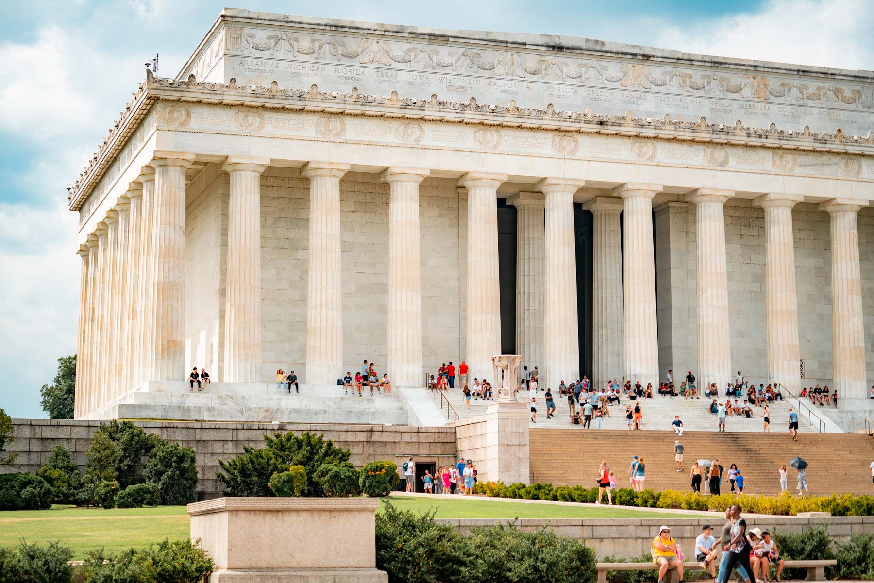 25 Bucket List Historic Landmarks in America (Must-See + Photos)