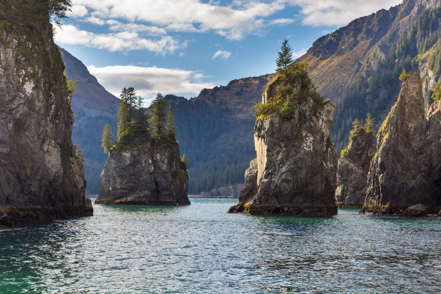 15 BEST National Parks to Visit in June (+EPIC June Road Trips)