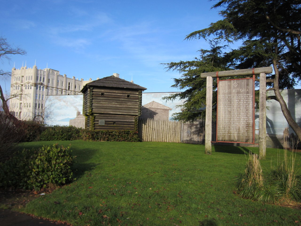 15 MUST-SEE Oregon Landmarks (Expert Guide + Photos)