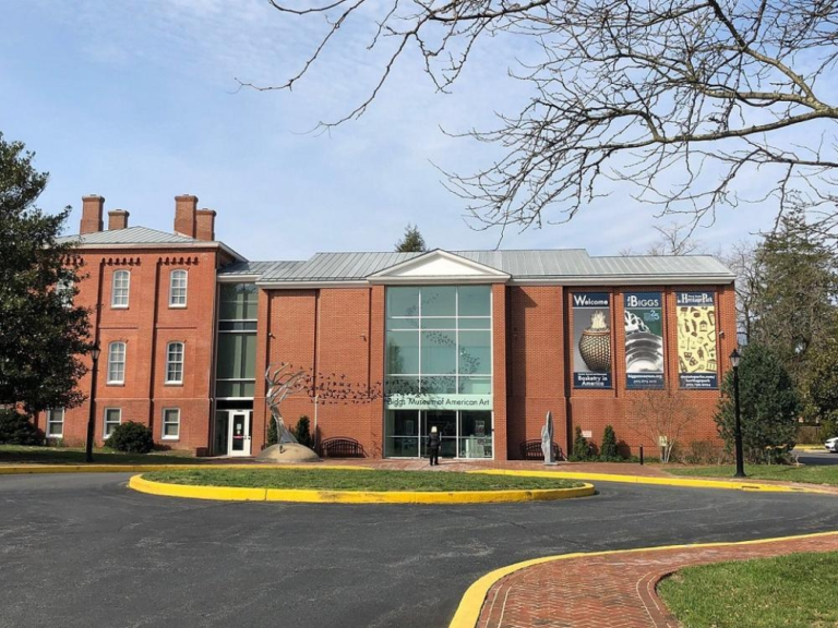 20 MUST-SEE Delaware Landmarks (Expert Guide + Photos)