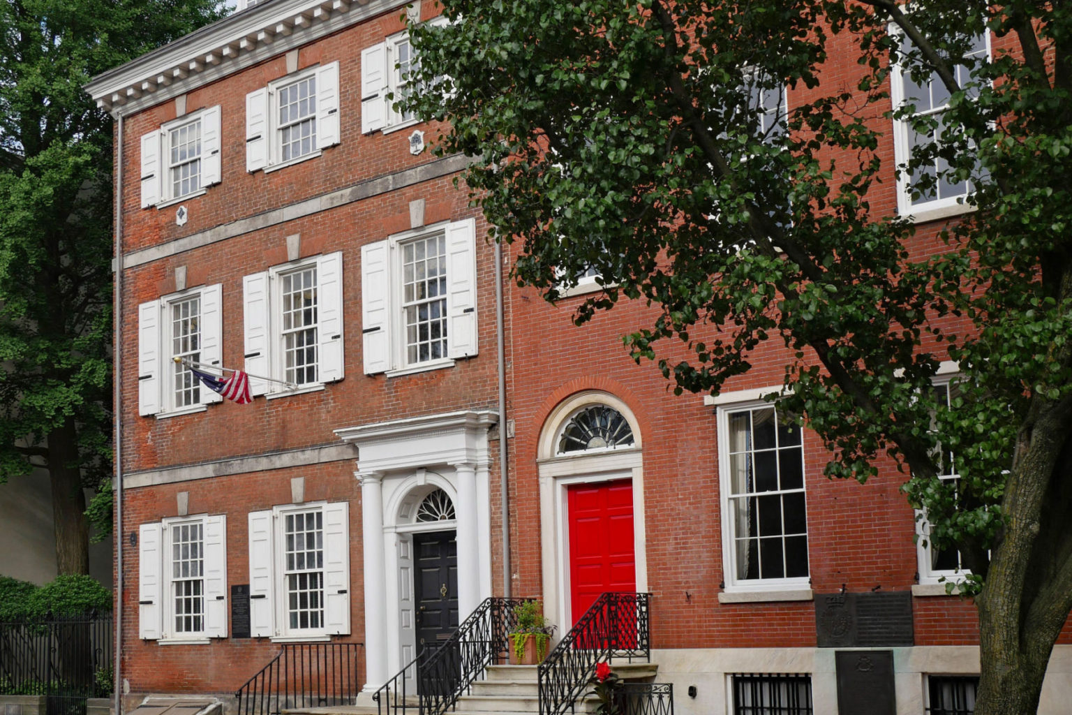 15 MUST-SEE Philadelphia Landmarks (Expert Guide + Photos)