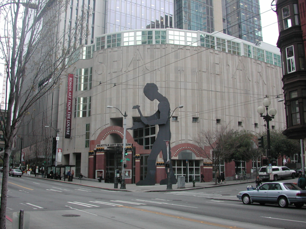 15 MUST-SEE Seattle Landmarks (Expert Guide + Photos)