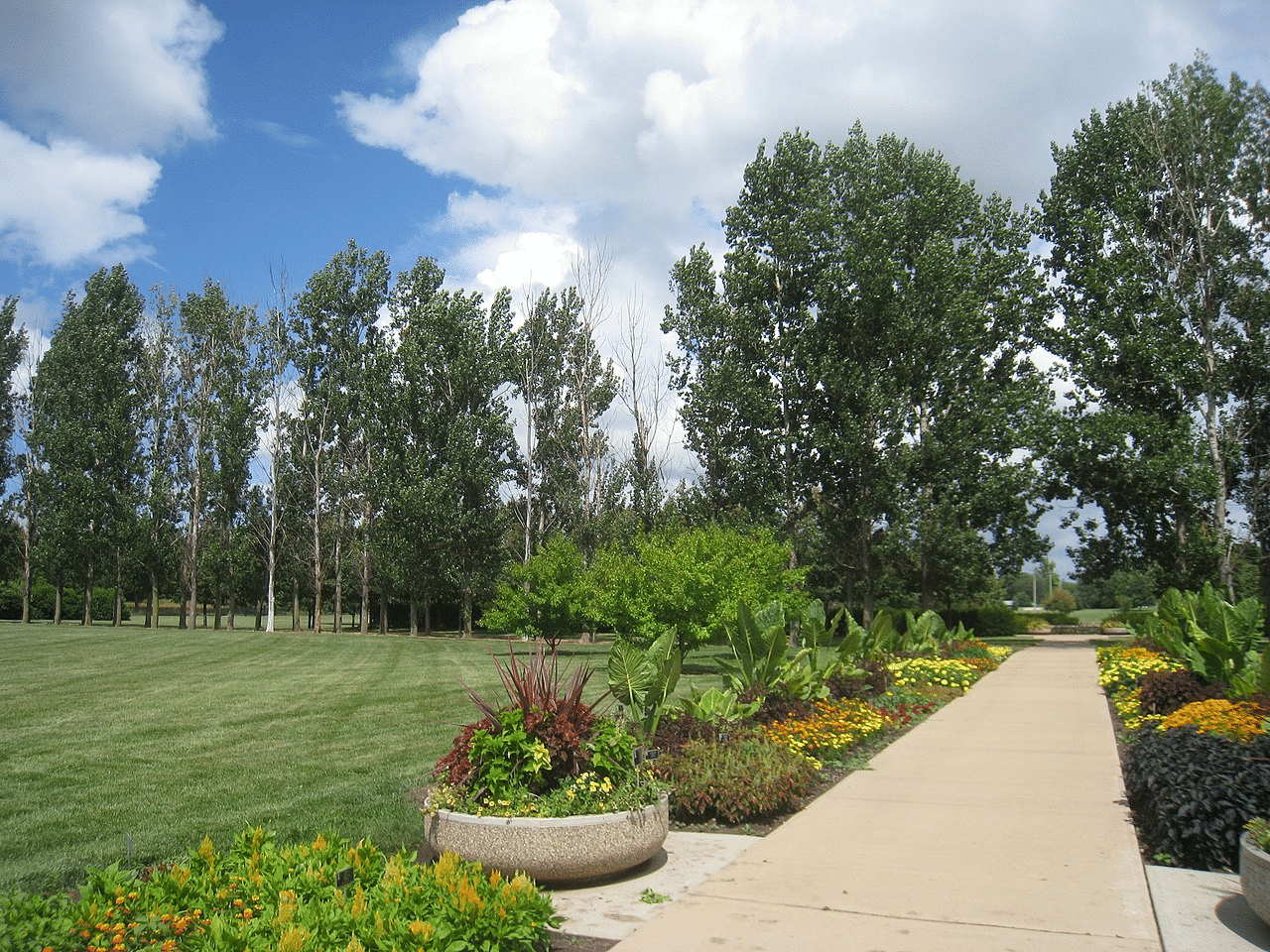 20 MUST-SEE Illinois Landmarks (Expert Guide + Photos)