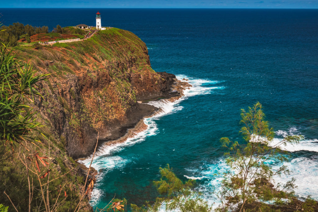15 MUST-SEE Hawaii Landmarks (Expert Guide + Photos)