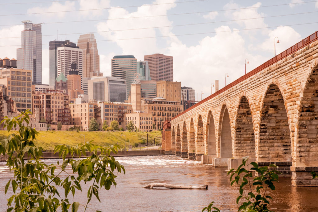 20 MUST-SEE Minnesota Landmarks (Expert Guide + Photos)