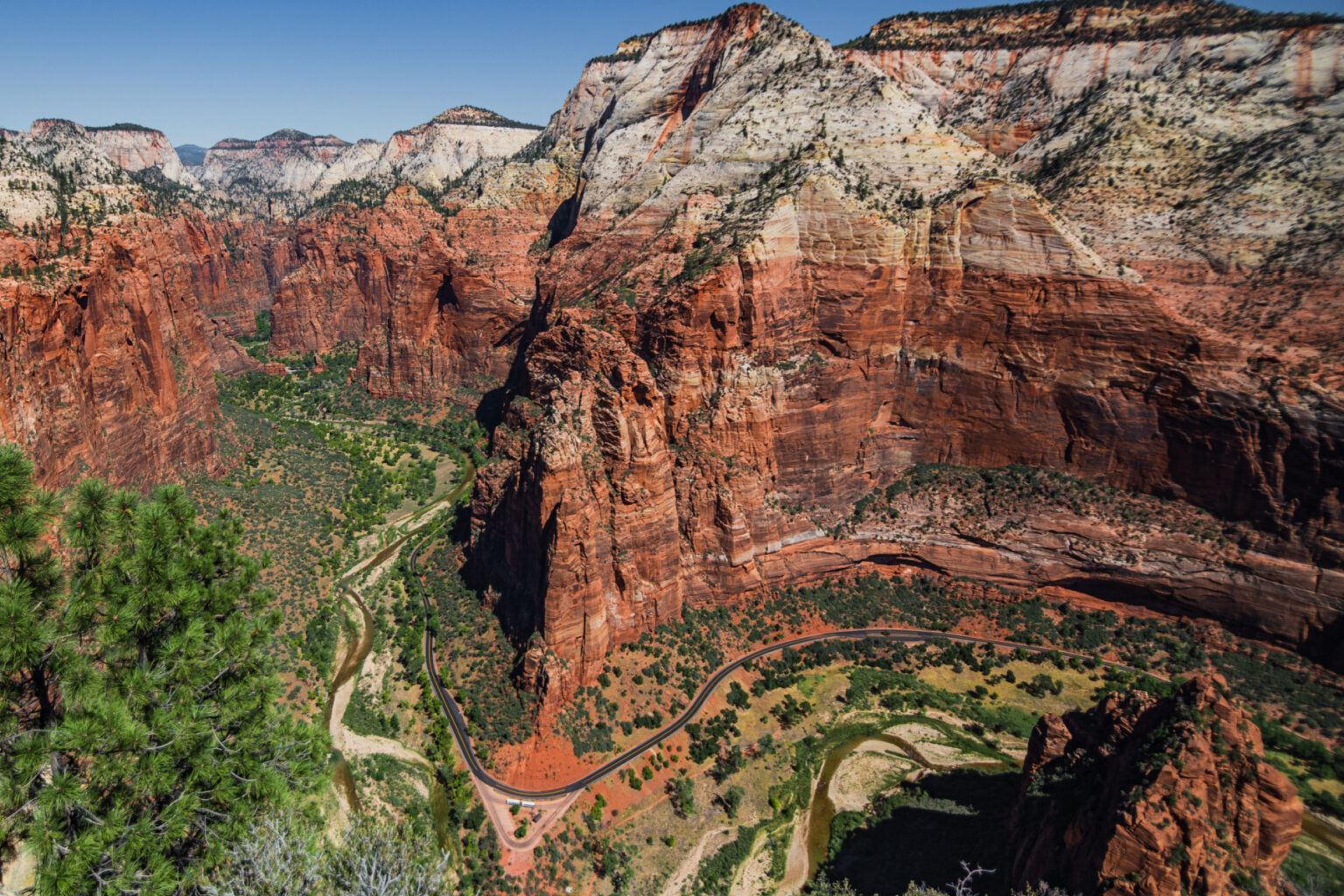 EPIC Zion National Park 1 to 5 Day Itinerary (+Permit Info)
